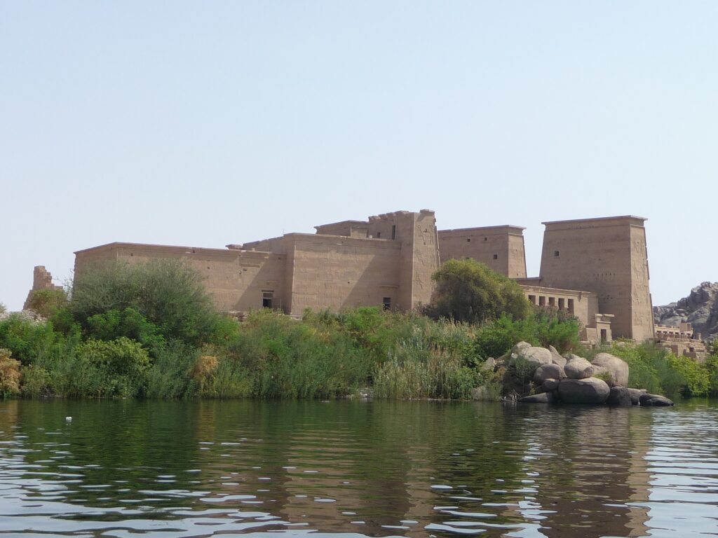 Le Temple de Philae - initiation temple isis - initiation triangle d'or